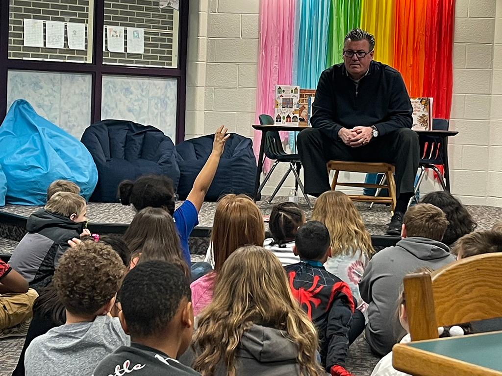 Gallery - 2021-2022 March Reading with Dr Dignan